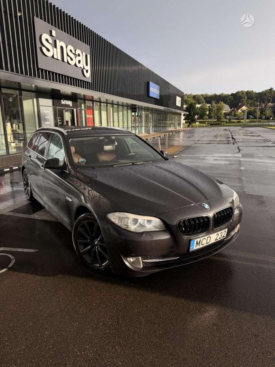 BMW 530 2011 in Alytus, with an engine capacity of 2.99 L and mileage of 322 thousand km for 6300 €, photo 3 on AUTOMOTO.COM.LV