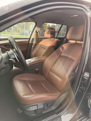 BMW 530 2011 in Alytus, with an engine capacity of 2.99 L and mileage of 322 thousand km for 6300 €, photo 8 on AUTOMOTO.COM.LV