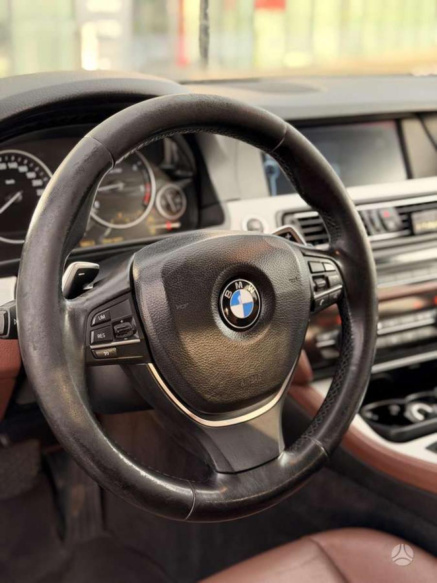 BMW 530 2011 in Alytus, with an engine capacity of 2.99 L and mileage of 322 thousand km for 6300 €, photo 11 on AUTOMOTO.COM.LV