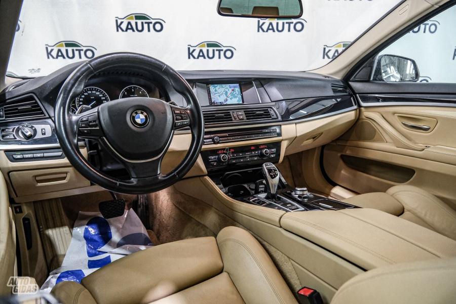 BMW 530 2015 in Kaunas, with an engine capacity of 3.00 L and mileage of 303 thousand km for 10290 €, photo 7 on AUTOMOTO.COM.LV