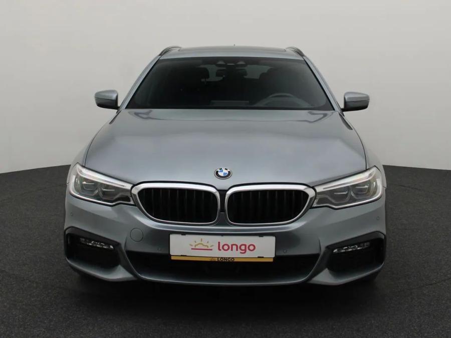 BMW 530 2017 in Vilnius, with an engine capacity of 3.00 L and mileage of 210 thousand km for 22199 €, photo 4 on AUTOMOTO.COM.LV