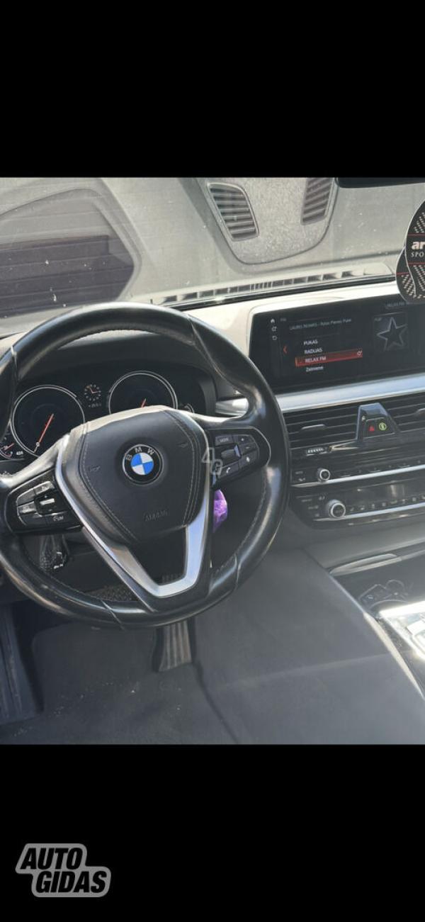 BMW 530 2017 Kretinga, ar dzinēja tilpumu 3.00 L un nobraukumu 444 tūkst. km par 19500 €, foto 4 vietnē AUTOMOTO.COM.LV