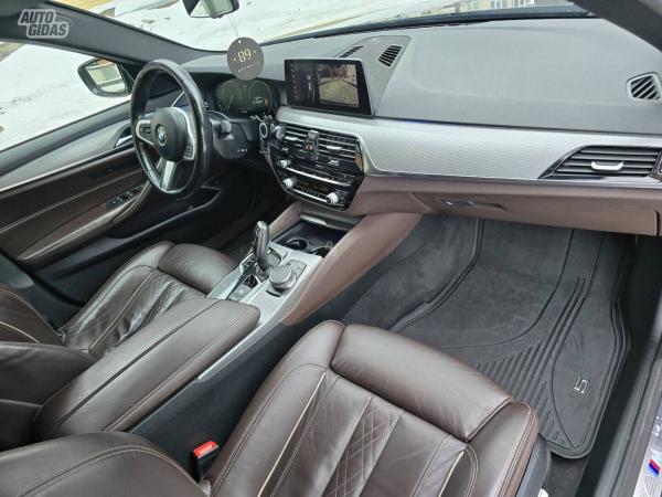 BMW 530 2018 in Utena, with an engine capacity of 3.00 L and mileage of 330 thousand km for 15500 €, photo 7 on AUTOMOTO.COM.LV