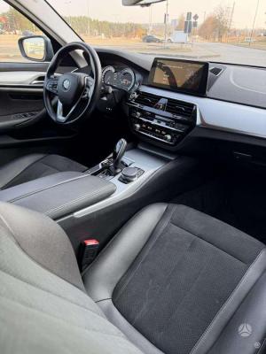BMW 530 2018 in Vilnius, with an engine capacity of 3.00 L and mileage of 170 thousand km for 19350 €, photo 11 on AUTOMOTO.COM.LV