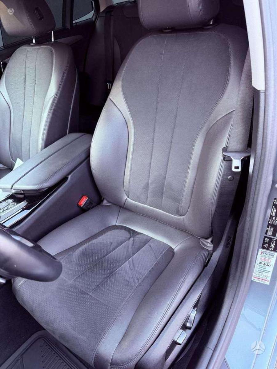 BMW 530 2018 in Vilnius, with an engine capacity of 3.00 L and mileage of 170 thousand km for 19350 €, photo 25 on AUTOMOTO.COM.LV