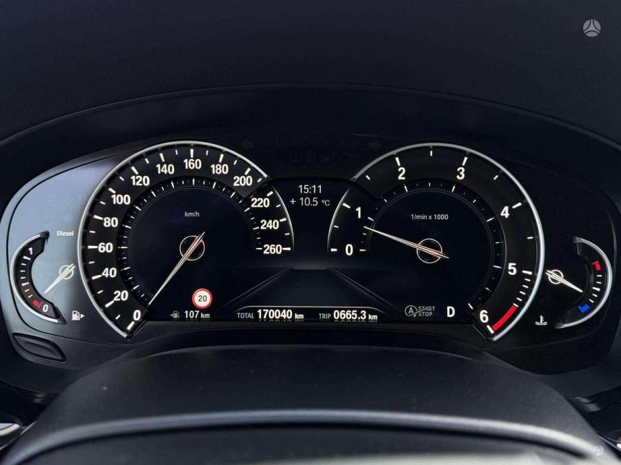 BMW 530 2018 in Vilnius, with an engine capacity of 3.00 L and mileage of 170 thousand km for 19350 €, photo 27 on AUTOMOTO.COM.LV