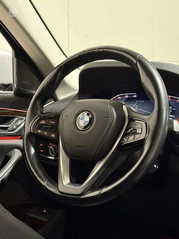 BMW 530 2019 Klaipėda, ar dzinēja tilpumu 0.00 L un nobraukumu 179 tūkst. km par 19999 €, foto 4 vietnē AUTOMOTO.COM.LV