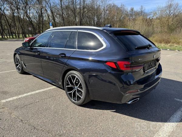 BMW 530 2020 in Vilnius, with an engine capacity of 3.00 L and mileage of 216 thousand km for 28999 €, photo 5 on AUTOMOTO.COM.LV