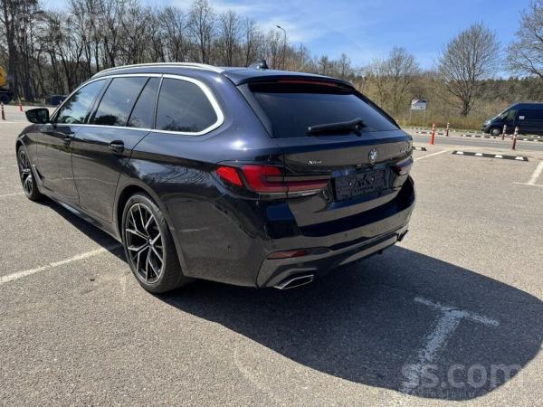 BMW 530 2020 in Vilnius, with an engine capacity of 3.00 L and mileage of 216 thousand km for 28999 €, photo 8 on AUTOMOTO.COM.LV