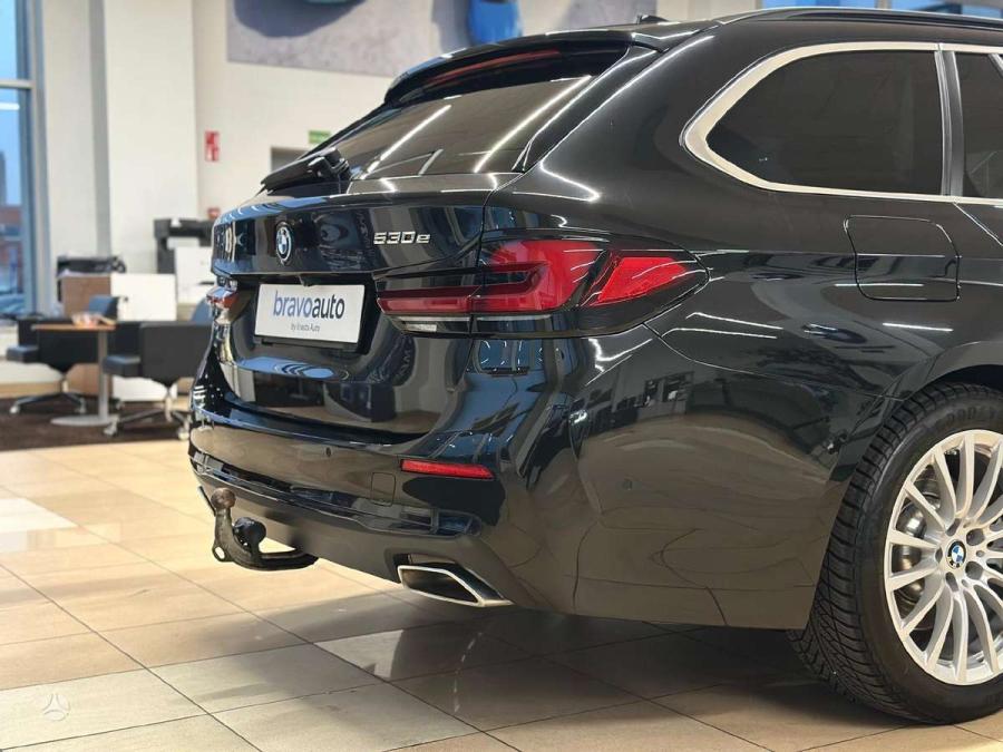 BMW 530 2021 Klaipėda, ar dzinēja tilpumu 2.00 L un nobraukumu 143 tūkst. km par 29771 €, foto 17 vietnē AUTOMOTO.COM.LV