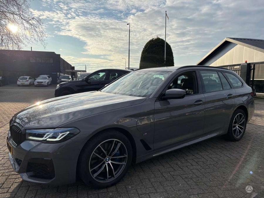 BMW 530 2021 Viļņa, ar dzinēja tilpumu 2.00 L un nobraukumu 240 tūkst. km par 25900 €, foto 4 vietnē AUTOMOTO.COM.LV