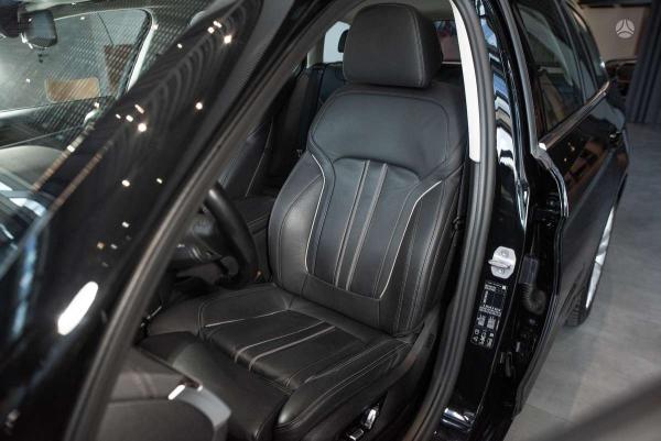 BMW 530 2021 in Kaunas, with an engine capacity of 2.00 L and mileage of 114 thousand km for 31771 €, photo 10 on AUTOMOTO.COM.LV