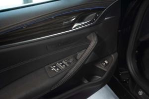 BMW 530 2021 in Kaunas, with an engine capacity of 2.00 L and mileage of 114 thousand km for 31771 €, photo 23 on AUTOMOTO.COM.LV