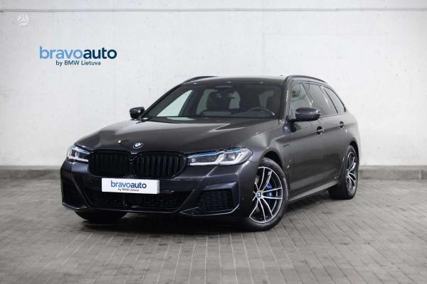 BMW 530 2022 in Vilnius, with an engine capacity of 2.00 L and mileage of 88 thousand km for 39991 €, photo 1 on AUTOMOTO.COM.LV