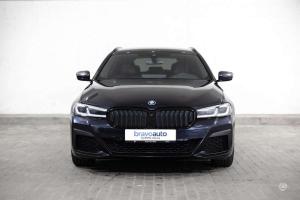 BMW 530 2022 in Vilnius, with an engine capacity of 2.00 L and mileage of 99 thousand km for 36991 €, photo 2 on AUTOMOTO.COM.LV
