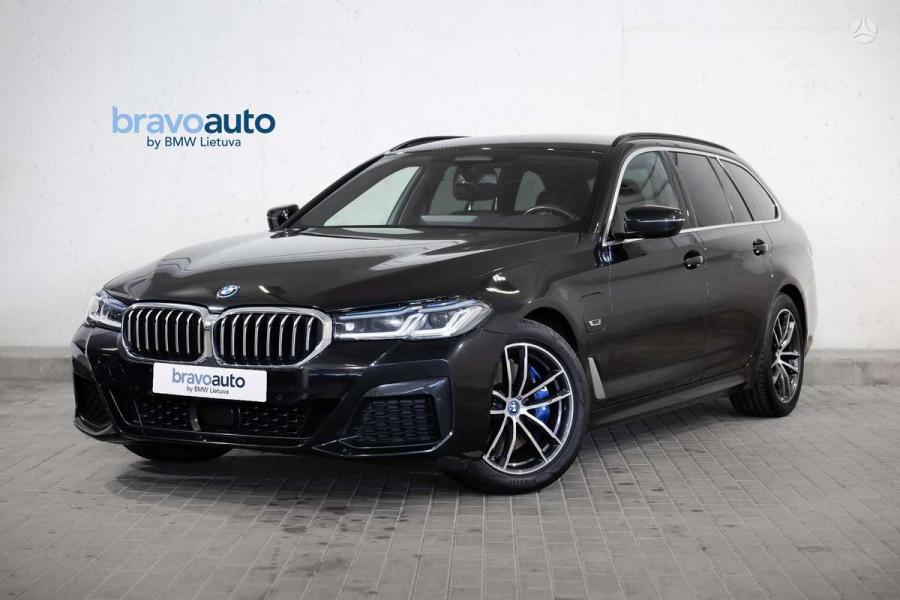 BMW 530 2022 in Vilnius, with an engine capacity of 2.00 L and mileage of 70 thousand km for 37771 €, photo 1 on AUTOMOTO.COM.LV