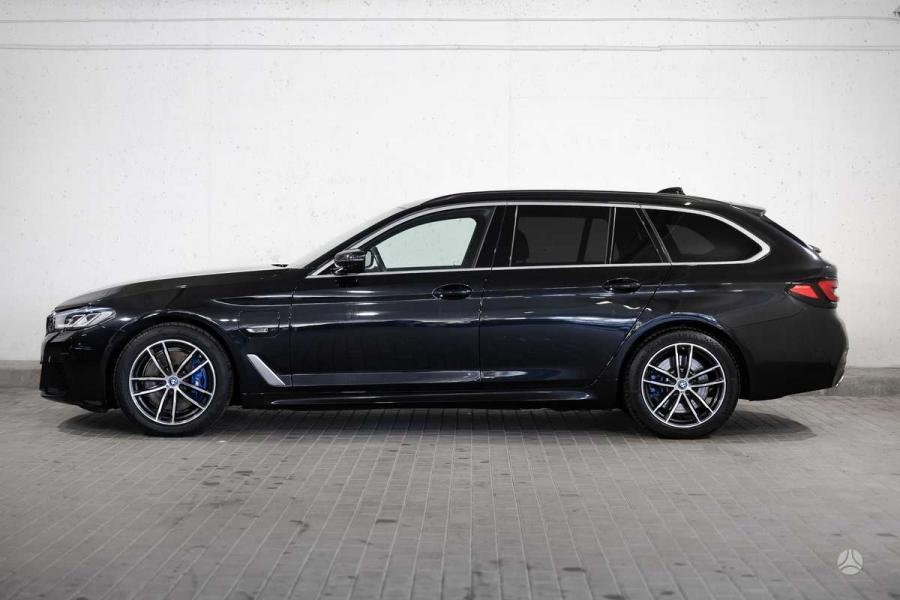 BMW 530 2022 in Vilnius, with an engine capacity of 2.00 L and mileage of 70 thousand km for 37771 €, photo 6 on AUTOMOTO.COM.LV