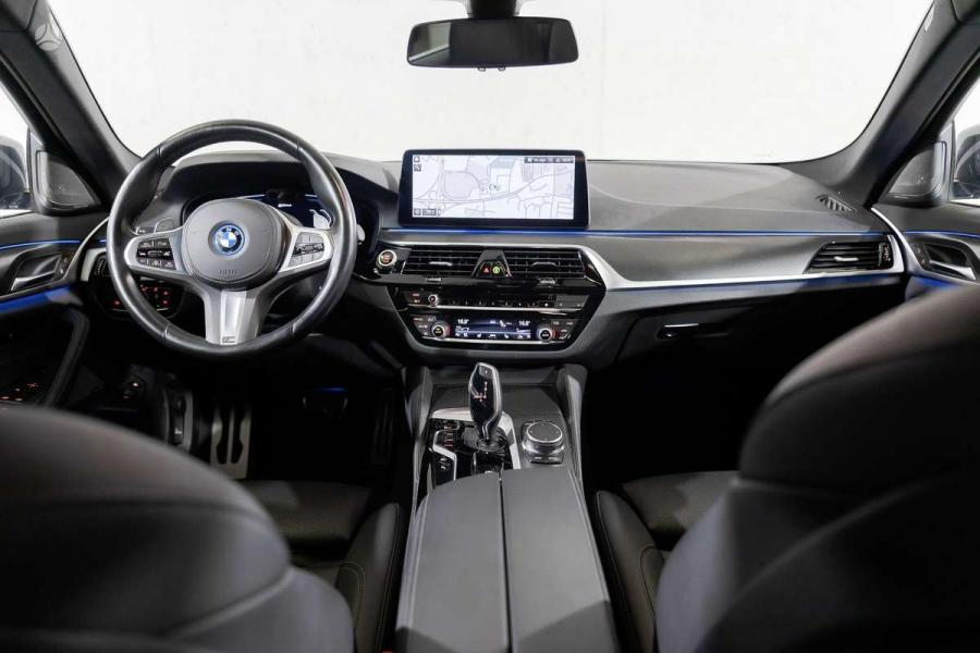 BMW 530 2022 in Vilnius, with an engine capacity of 2.00 L and mileage of 70 thousand km for 37771 €, photo 23 on AUTOMOTO.COM.LV
