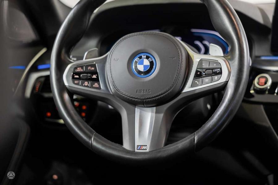 BMW 530 2022 in Vilnius, with an engine capacity of 2.00 L and mileage of 70 thousand km for 37771 €, photo 25 on AUTOMOTO.COM.LV