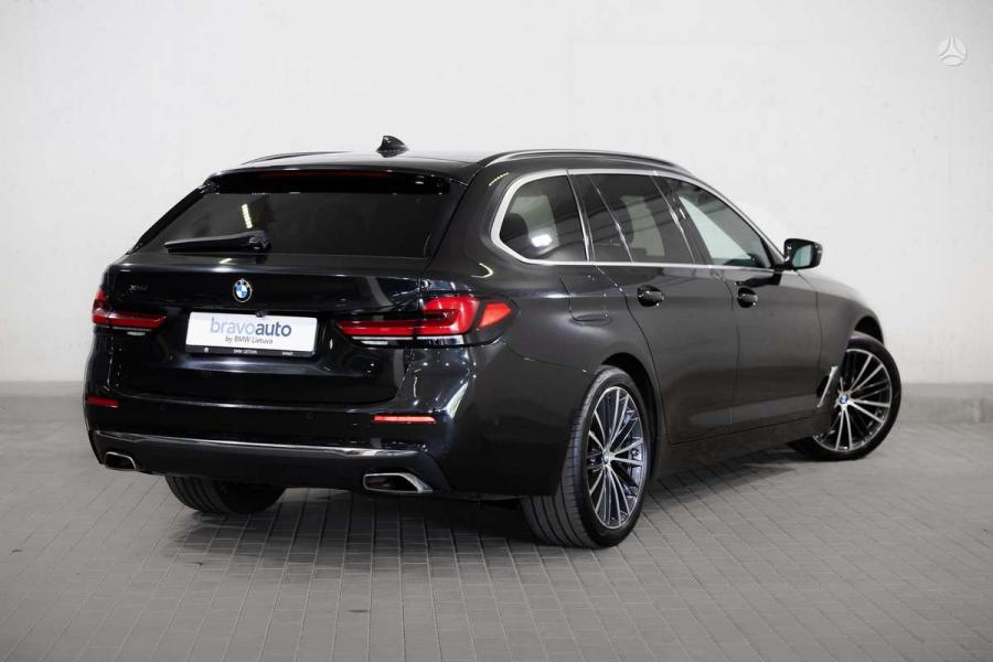 BMW 530 2023 in Vilnius, with an engine capacity of 3.00 L and mileage of 183 thousand km for 29991 €, photo 10 on AUTOMOTO.COM.LV