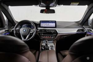 BMW 530 2023 in Vilnius, with an engine capacity of 3.00 L and mileage of 183 thousand km for 29991 €, photo 23 on AUTOMOTO.COM.LV