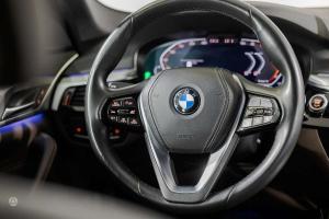 BMW 530 2023 in Vilnius, with an engine capacity of 3.00 L and mileage of 183 thousand km for 29991 €, photo 25 on AUTOMOTO.COM.LV