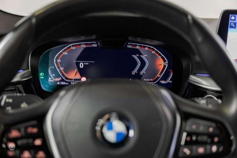 BMW 530 2023 in Vilnius, with an engine capacity of 3.00 L and mileage of 183 thousand km for 29991 €, photo 28 on AUTOMOTO.COM.LV