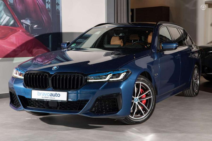 BMW 530 2023 Kauņa, ar dzinēja tilpumu 2.00 L un nobraukumu 93 tūkst. km par 38771 €, foto 1 vietnē AUTOMOTO.COM.LV