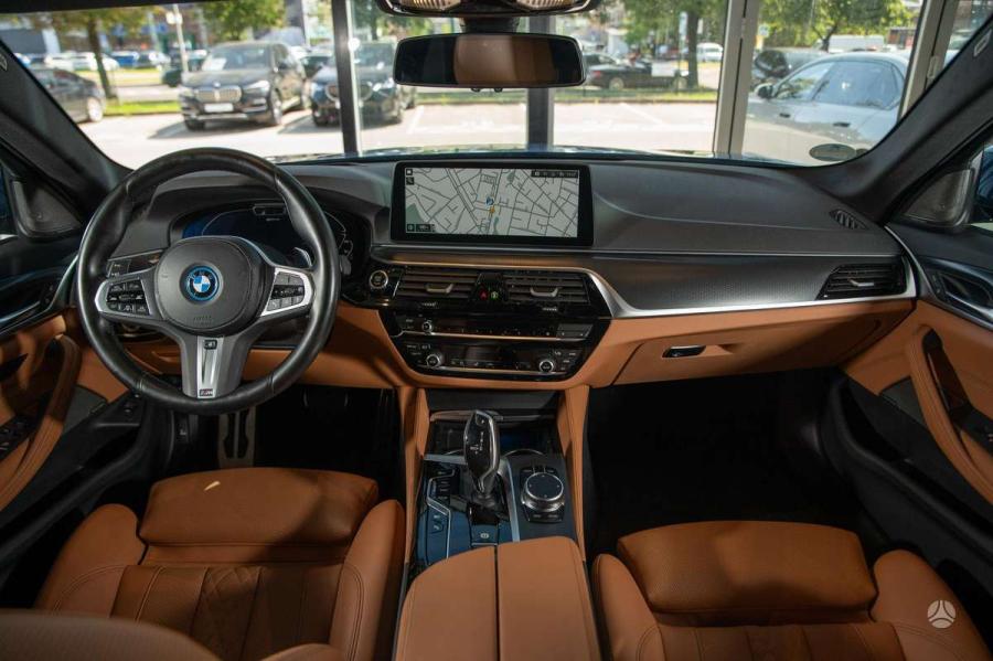 BMW 530 2023 Kauņa, ar dzinēja tilpumu 2.00 L un nobraukumu 93 tūkst. km par 38771 €, foto 14 vietnē AUTOMOTO.COM.LV