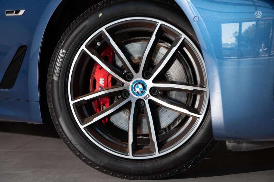 BMW 530 2023 Kauņa, ar dzinēja tilpumu 2.00 L un nobraukumu 93 tūkst. km par 38771 €, foto 24 vietnē AUTOMOTO.COM.LV