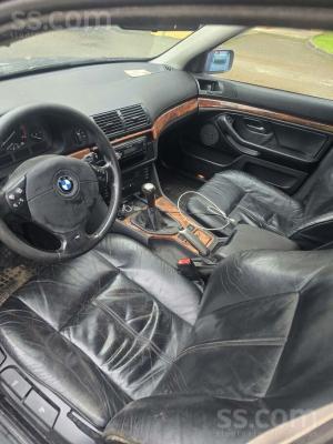 Violet BMW 530 1999 in Rezekne, with an engine capacity of 3.00 L and mileage of 256 thousand km for 2200 €, photo 5 on AUTOMOTO.COM.LV