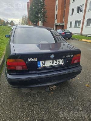 Violet BMW 530 1999 in Rezekne, with an engine capacity of 3.00 L and mileage of 256 thousand km for 2200 €, photo 6 on AUTOMOTO.COM.LV
