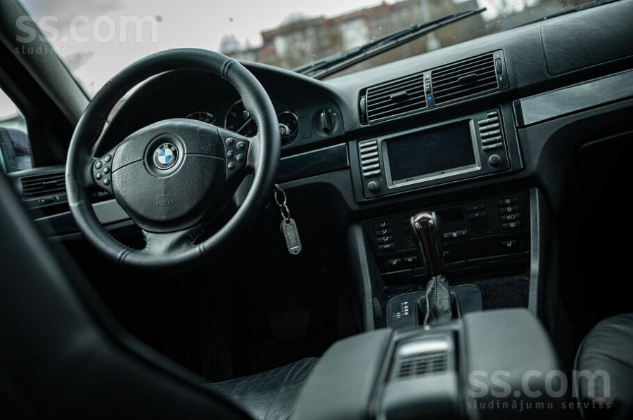 Violet BMW 530 2001 in Riga, with an engine capacity of 3.00 L and mileage of 410 thousand km for 3950 €, photo 9 on AUTOMOTO.COM.LV