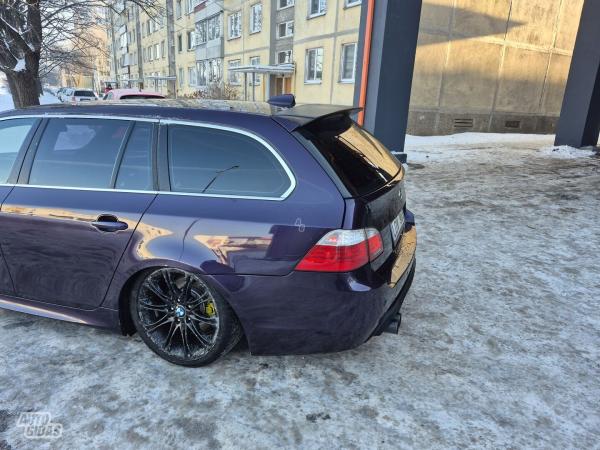Violets BMW 530 2006 Kauņa, ar dzinēja tilpumu 3.00 L un nobraukumu 333 tūkst. km par 5250 €, foto 10 vietnē AUTOMOTO.COM.LV