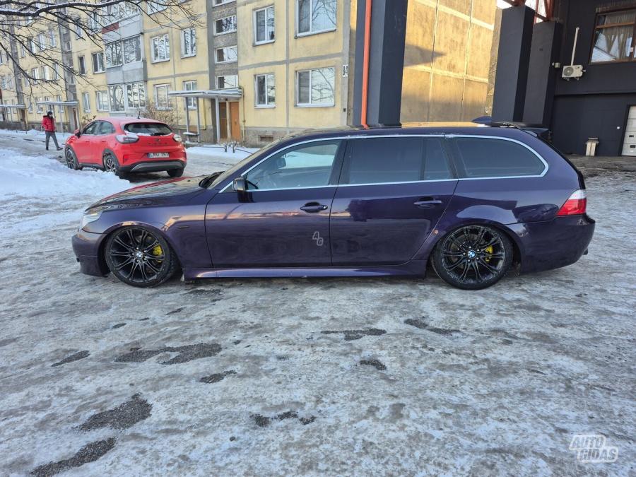 Violets BMW 530 2006 Kauņa, ar dzinēja tilpumu 3.00 L un nobraukumu 333 tūkst. km par 4900 €, foto 12 vietnē AUTOMOTO.COM.LV
