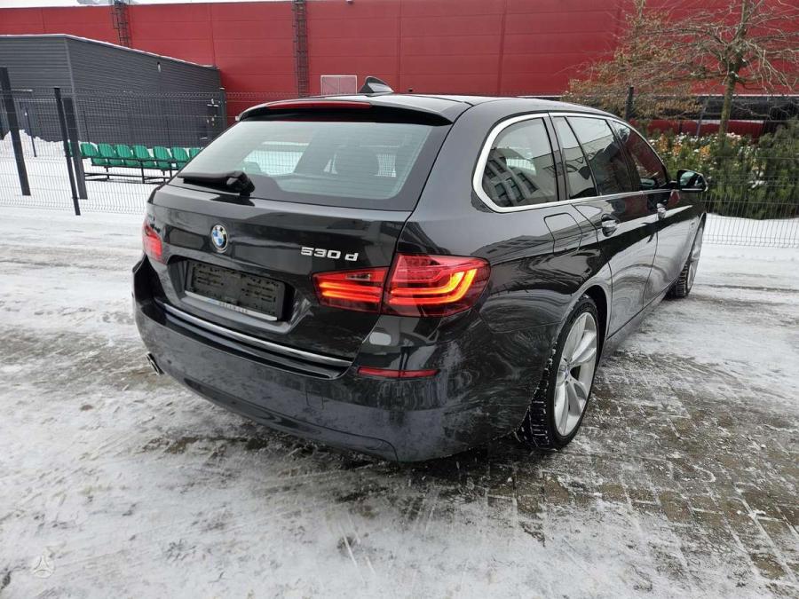 Violet BMW 530 2014 in Kaunas, with an engine capacity of 3.00 L and mileage of 260 thousand km for 11400 €, photo 14 on AUTOMOTO.COM.LV