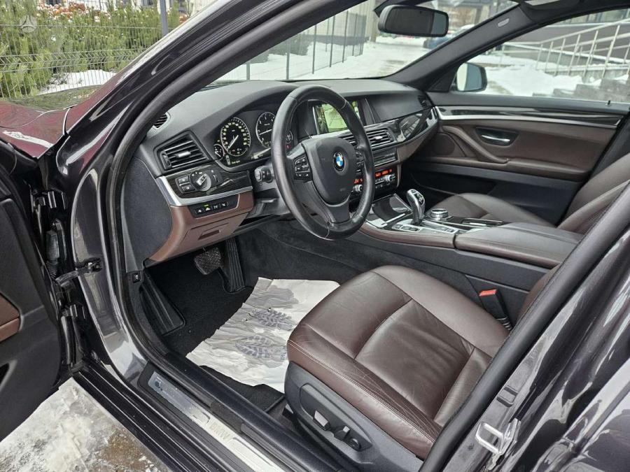 Violet BMW 530 2014 in Kaunas, with an engine capacity of 3.00 L and mileage of 260 thousand km for 11400 €, photo 30 on AUTOMOTO.COM.LV