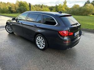 Фиолетовый БМВ 530 2015 в Утена, объемом двигателя 3.00 л и пробегом 312 тыс. км за 10750 €, фото 8 на AUTOMOTO.COM.LV