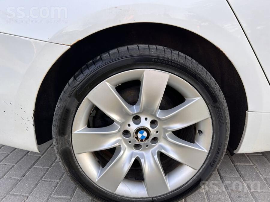 Balts BMW 530 2009 Rīga, ar dzinēja tilpumu 3.00 L un nobraukumu 282 tūkst. km par 8900 €, foto 21 vietnē AUTOMOTO.COM.LV