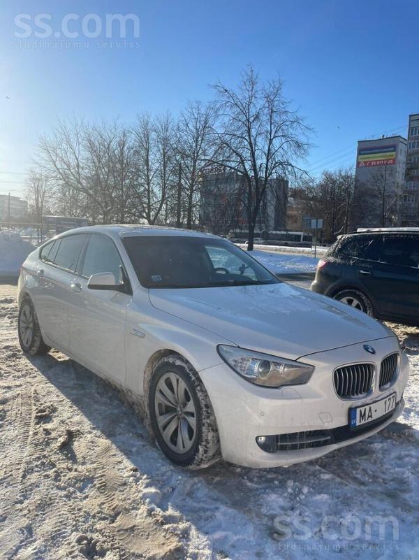 Balts BMW 530 2010 Rīga, ar dzinēja tilpumu 3.00 L un nobraukumu 311 tūkst. km par 8998 €, foto 5 vietnē AUTOMOTO.COM.LV