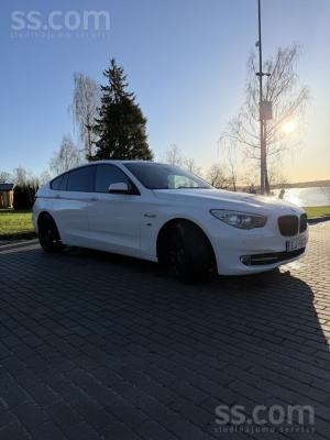 Balts BMW 530 2010 Ogre, ar dzinēja tilpumu 3.00 L un nobraukumu 336 tūkst. km par 10000 €, foto  vietnē AUTOMOTO.COM.LV