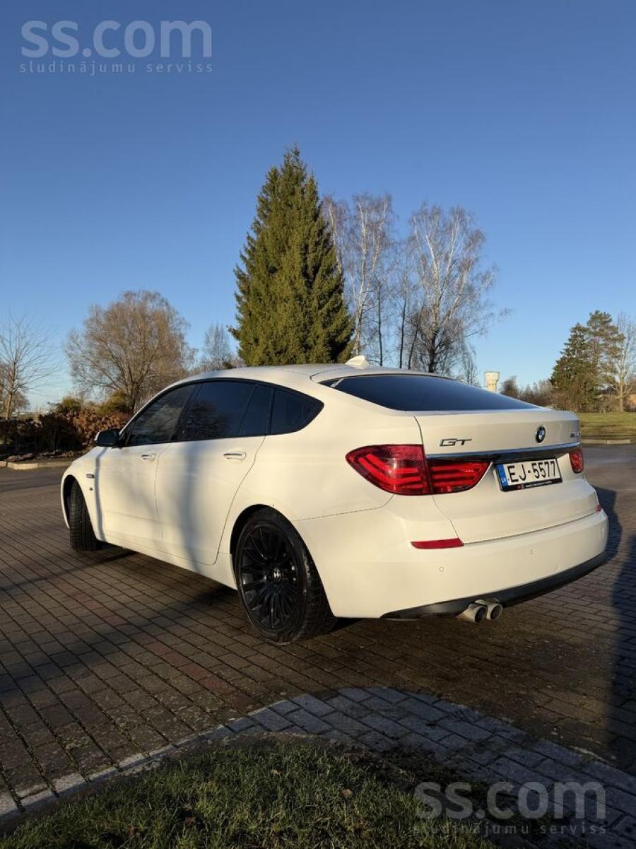 Balts BMW 530 2010 Ogre, ar dzinēja tilpumu 3.00 L un nobraukumu 336 tūkst. km par 10000 €, foto 3 vietnē AUTOMOTO.COM.LV