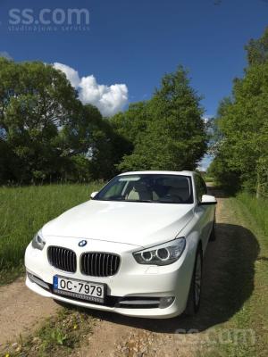 White BMW 530 2010 in Rezekne, with an engine capacity of 3.00 L and mileage of 260 thousand km for 10700 €, photo 6 on AUTOMOTO.COM.LV