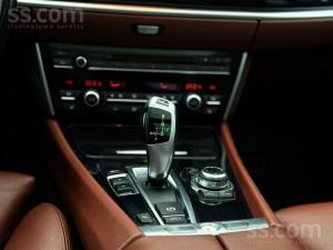 Balts BMW 530 2011 Jūrmala, ar dzinēja tilpumu 3.00 L un nobraukumu 332 tūkst. km par 10500 €, foto 9 vietnē AUTOMOTO.COM.LV