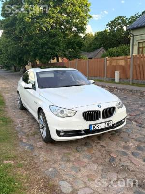 White BMW 530 2016 in Riga, with an engine capacity of 3.00 L and mileage of 247 thousand km for 14200 €, photo 3 on AUTOMOTO.COM.LV
