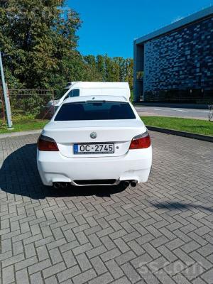 Balts BMW 530 2004 Rīga, ar dzinēja tilpumu 3.00 L un nobraukumu 0 tūkst. km par 5400 €, foto 7 vietnē AUTOMOTO.COM.LV
