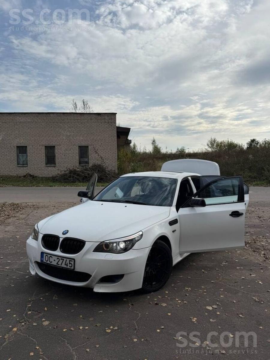 Белый БМВ 530 2004 в Даугавпилс, объемом двигателя 3.00 л и пробегом 396 тыс. км за 4500 €, фото 4 на AUTOMOTO.COM.LV