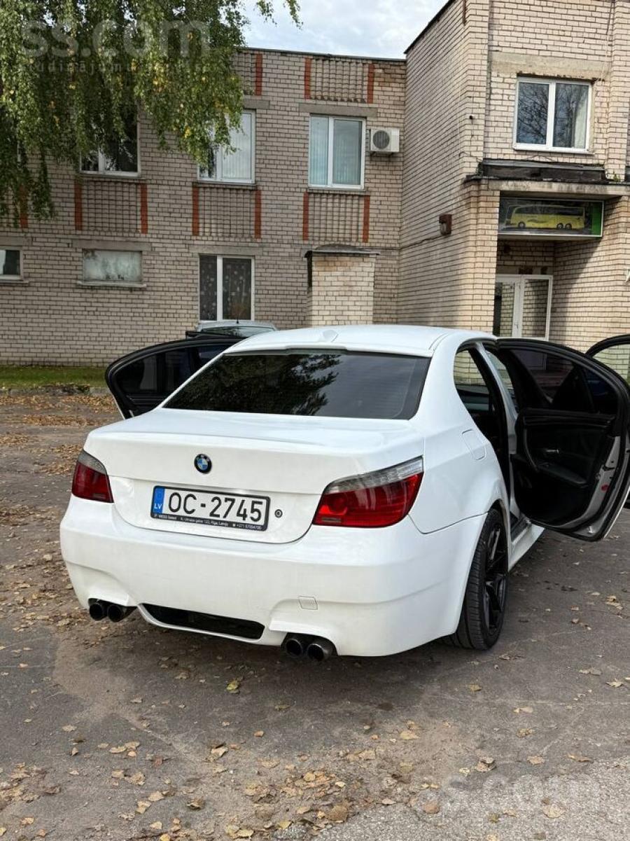 Белый БМВ 530 2004 в Даугавпилс, объемом двигателя 3.00 л и пробегом 396 тыс. км за 4500 €, фото 6 на AUTOMOTO.COM.LV