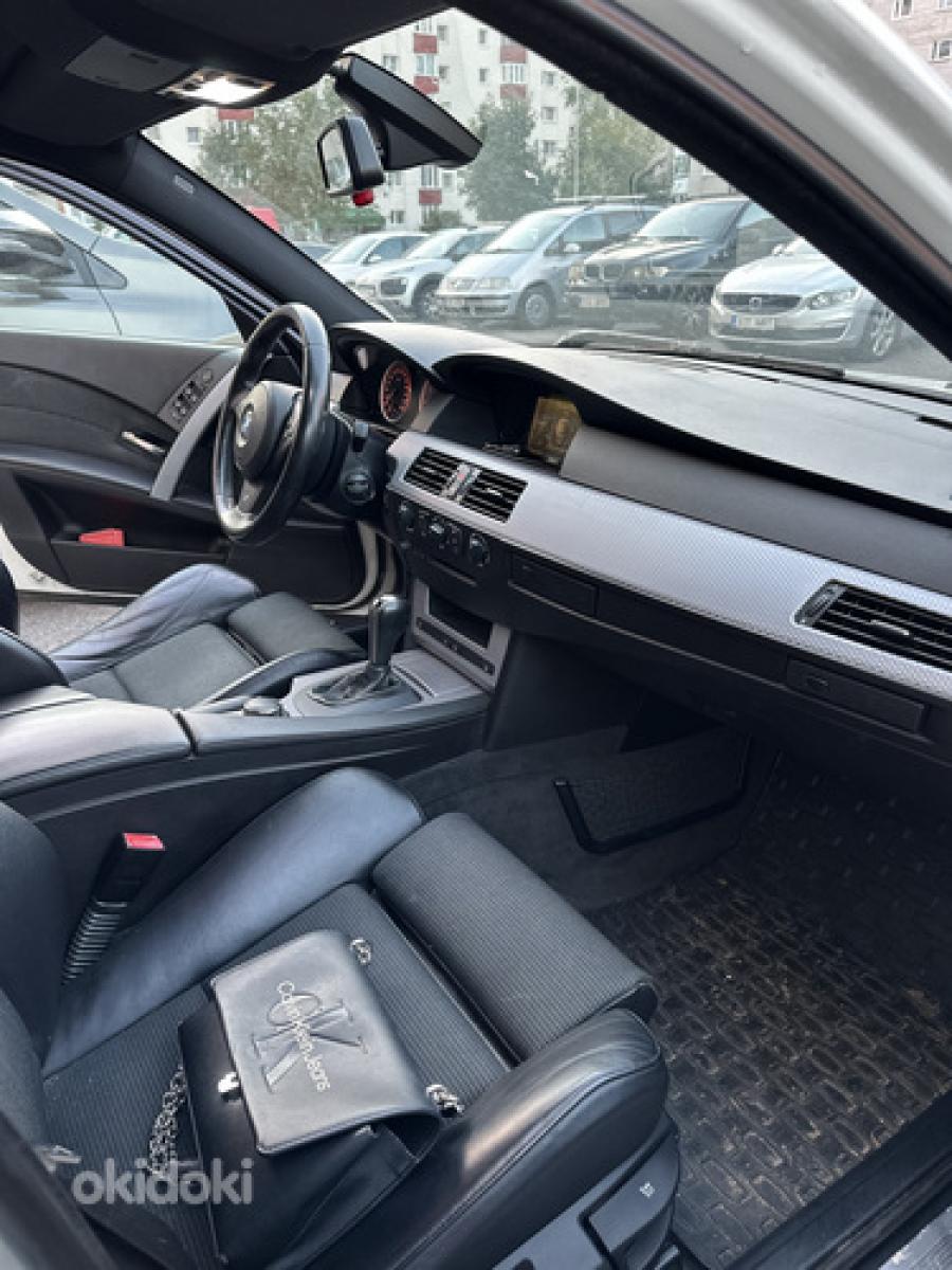 Balts BMW 530 2006 Narva, ar dzinēja tilpumu 0.19 L un nobraukumu 231 tūkst. km par 5600 €, foto 10 vietnē AUTOMOTO.COM.LV