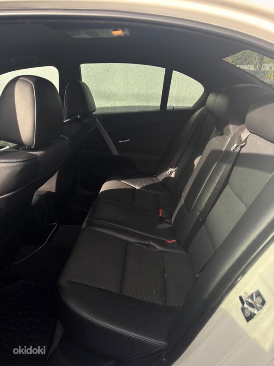 Balts BMW 530 2006 Narva, ar dzinēja tilpumu 0.19 L un nobraukumu 231 tūkst. km par 5600 €, foto 17 vietnē AUTOMOTO.COM.LV